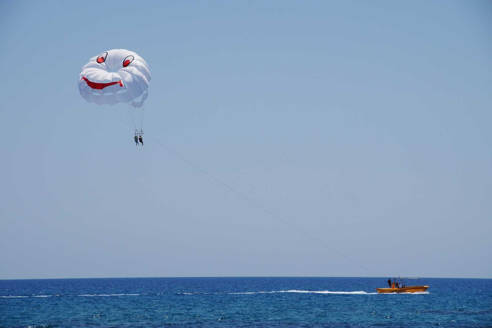 Parasailing Wallpapers (44 images) - WallpaperCat