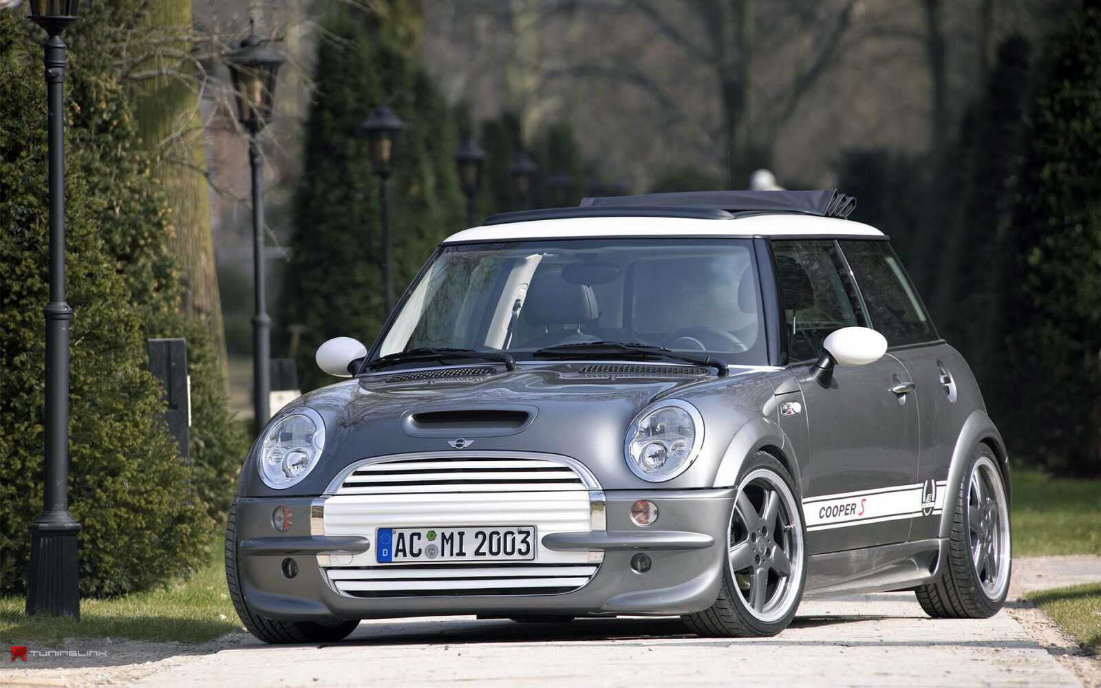 MINI Cooper Wallpapers (78 images) - WallpaperCat