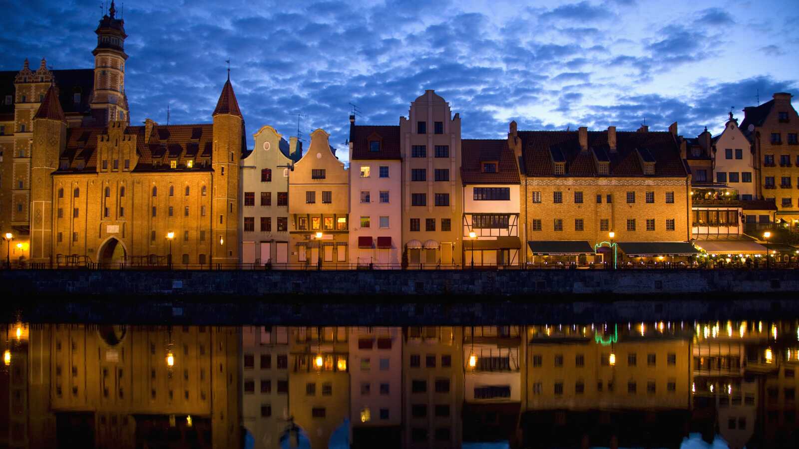 Poland Wallpapers (47 images) - WallpaperCat