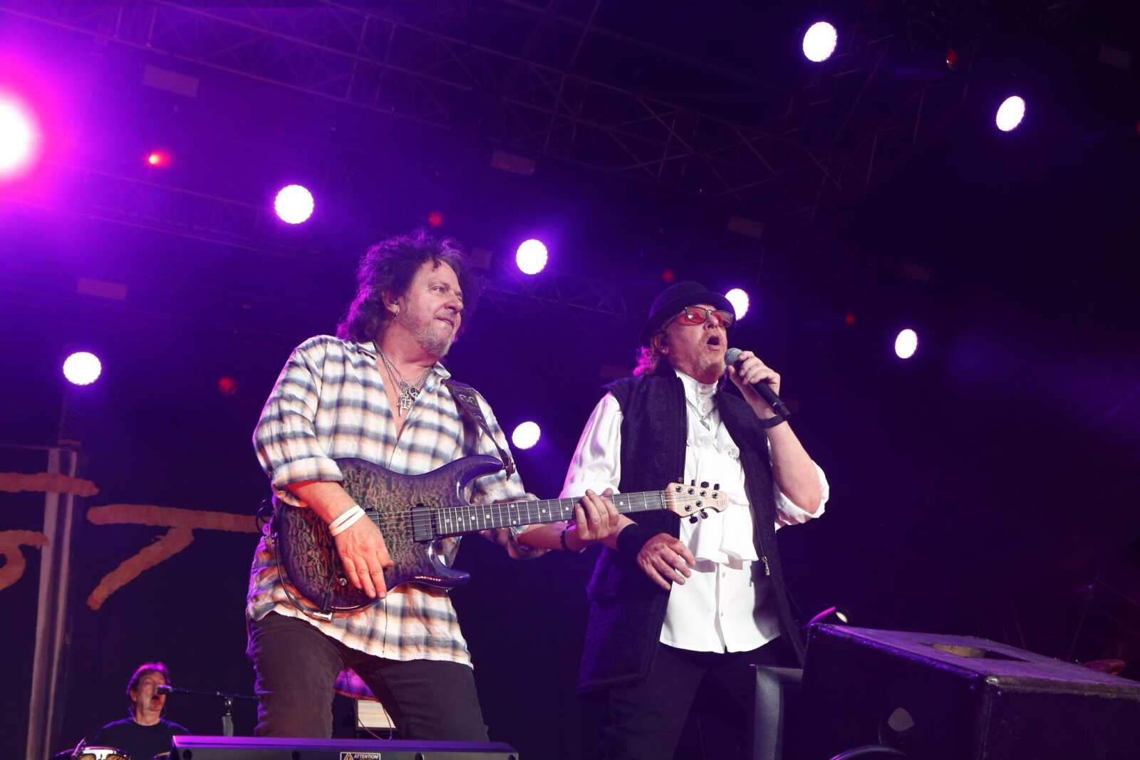 Toto (Band) Wallpapers (27 images) - WallpaperCat