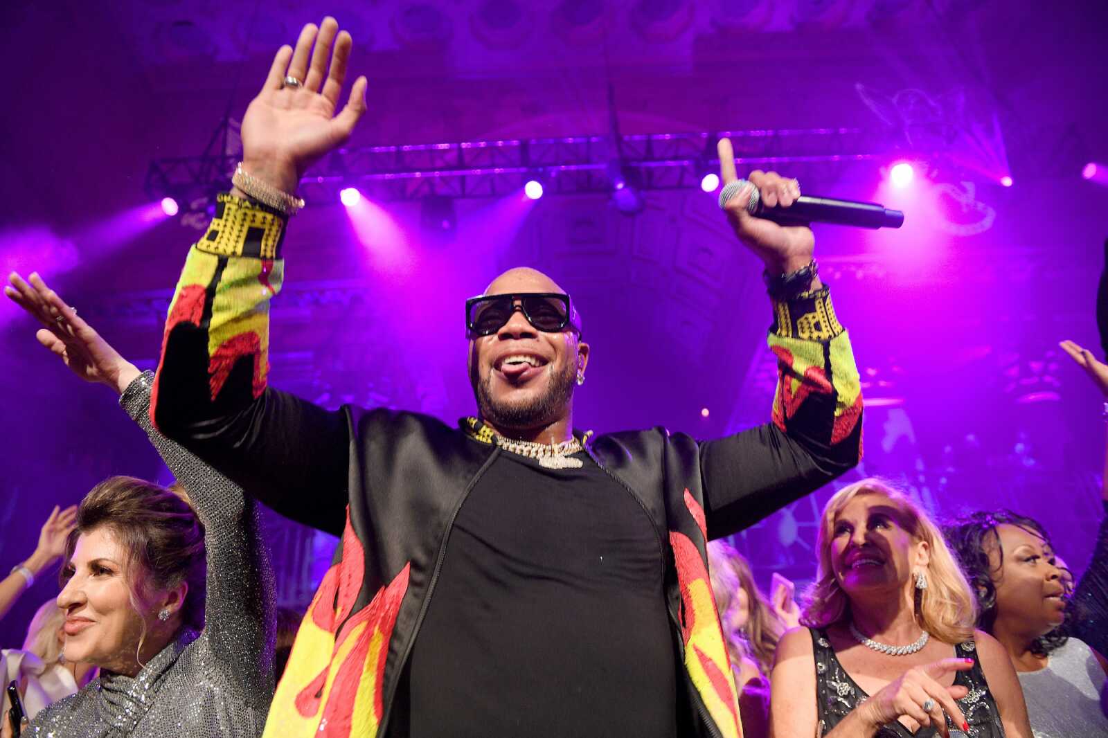 Flo Rida (Rapper) Wallpapers (17 images) - WallpaperCat
