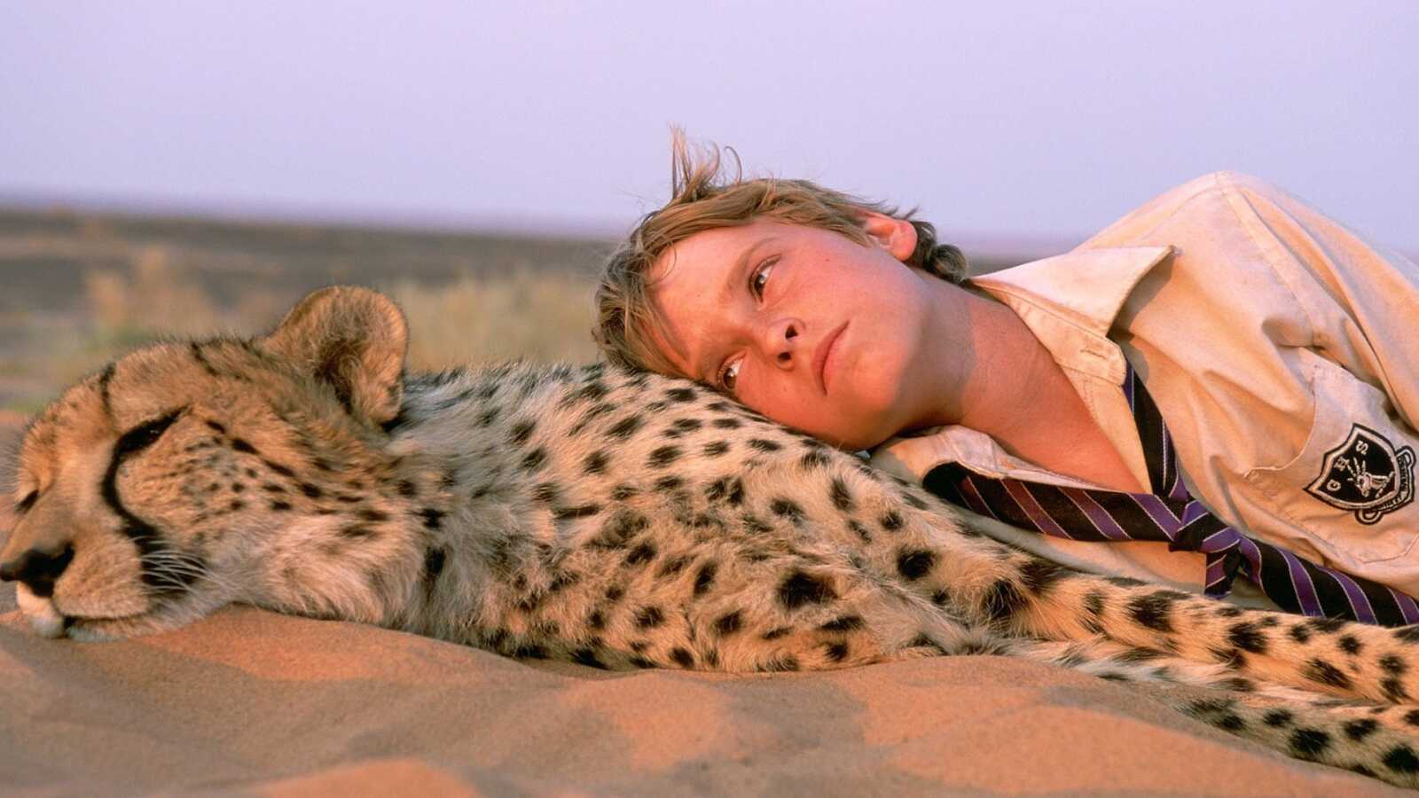 Duma (Movie) Wallpapers (7 images) - WallpaperCat