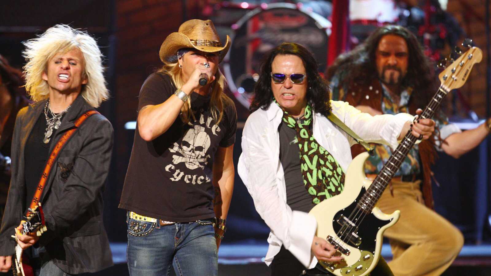 Poison (Band) Wallpapers (12 images) - WallpaperCat