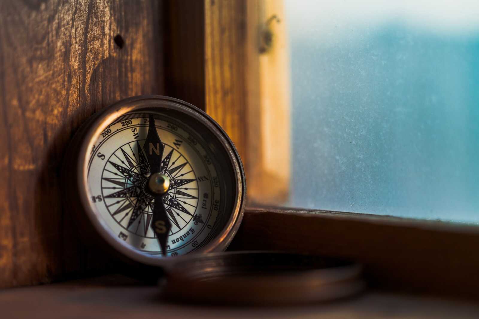 Compass Wallpapers (39 images) - WallpaperCat