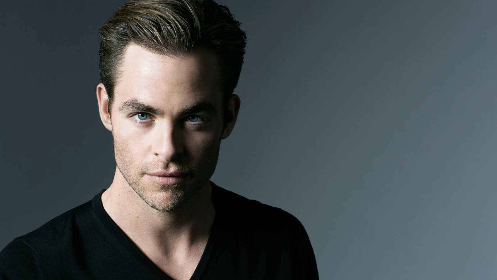 Chris Pine Wallpapers (56 images) - WallpaperCat