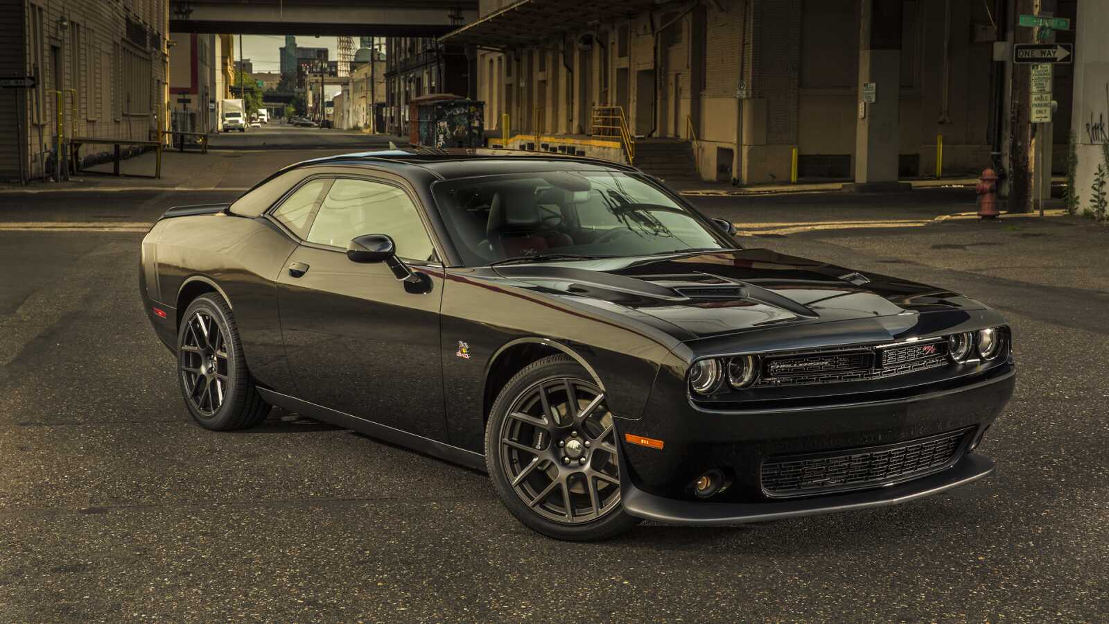 Dodge Challenger Wallpapers (65 images) - WallpaperCat