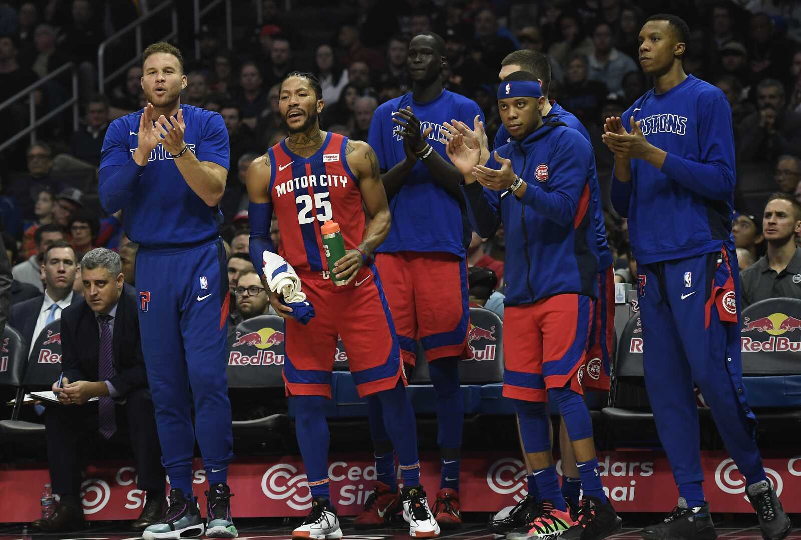 Detroit Pistons Wallpapers (51 images) - WallpaperCat