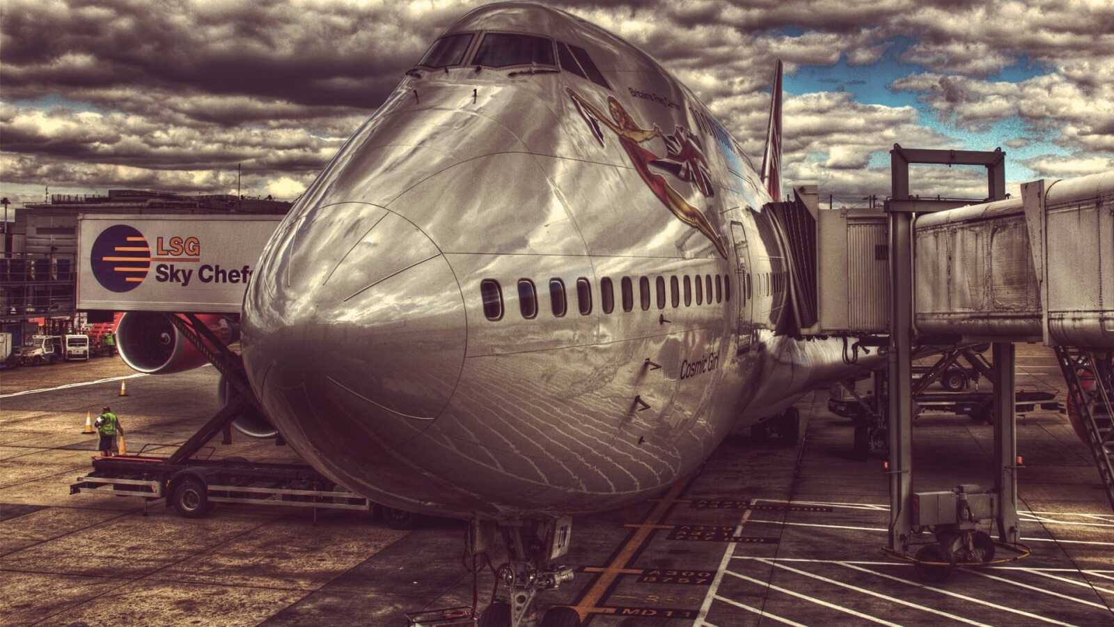 Boeing 747 Wallpapers (35 images) - WallpaperCat