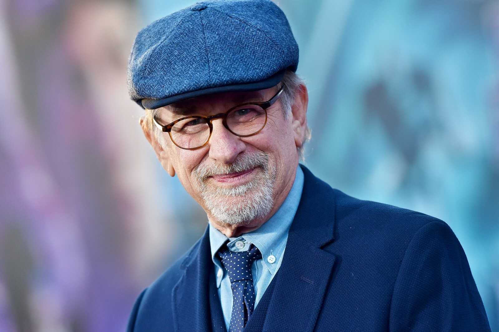 Steven Spielberg Wallpapers (45 images) - WallpaperCat