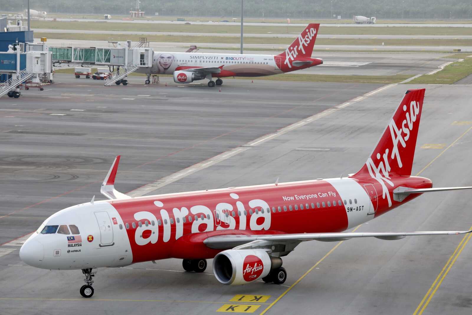 AirAsia Wallpapers (41 images) - WallpaperCat