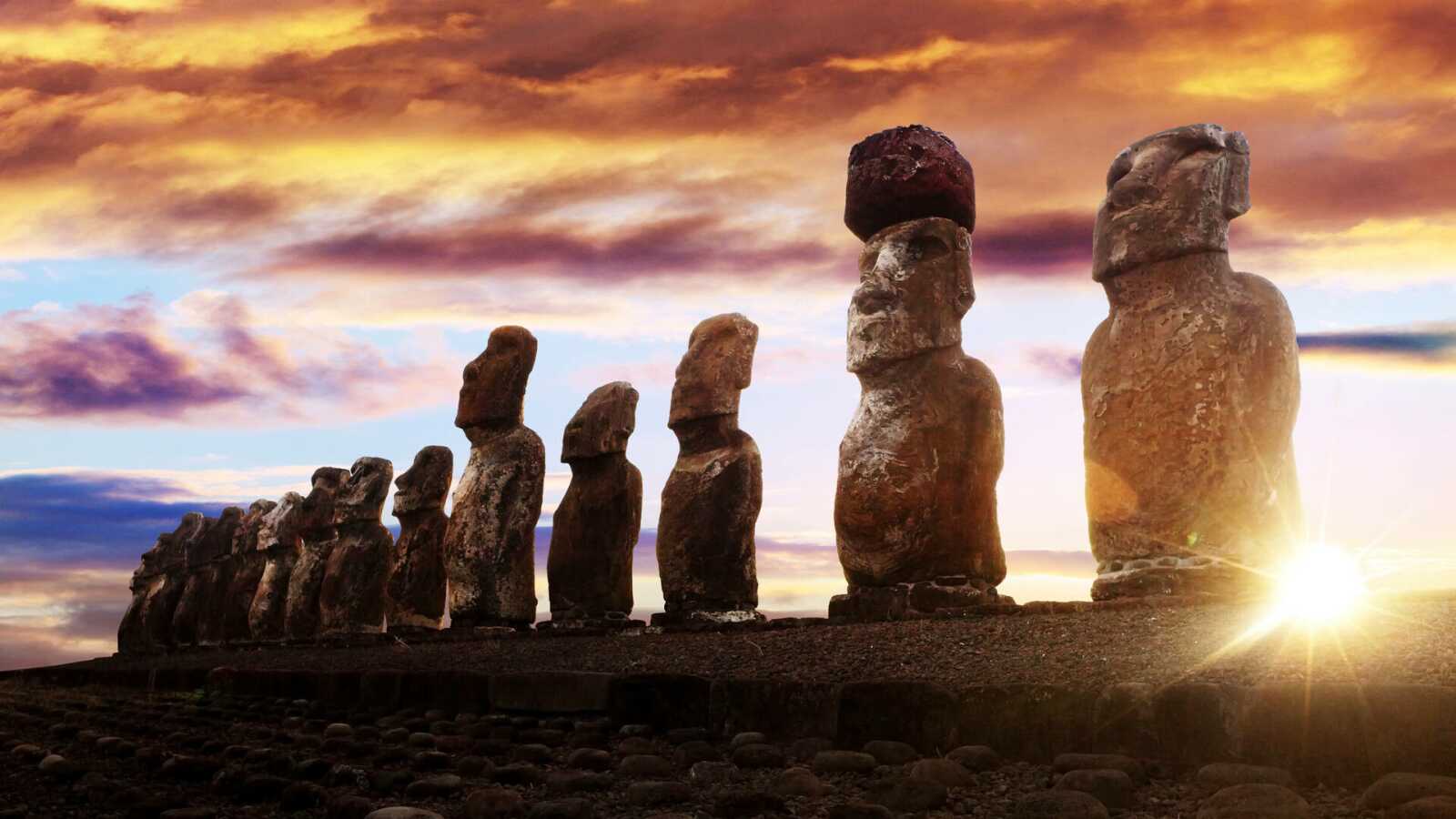 Moai Wallpapers (28 images) - WallpaperCat