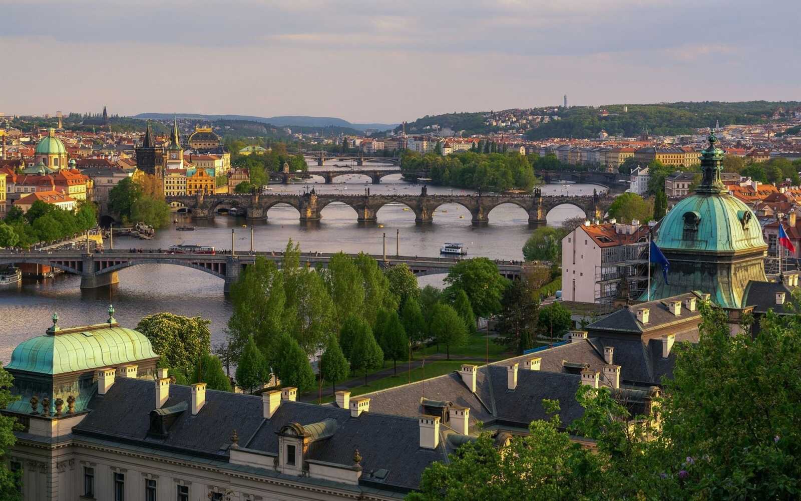 Prague Wallpapers (80 images) - WallpaperCat