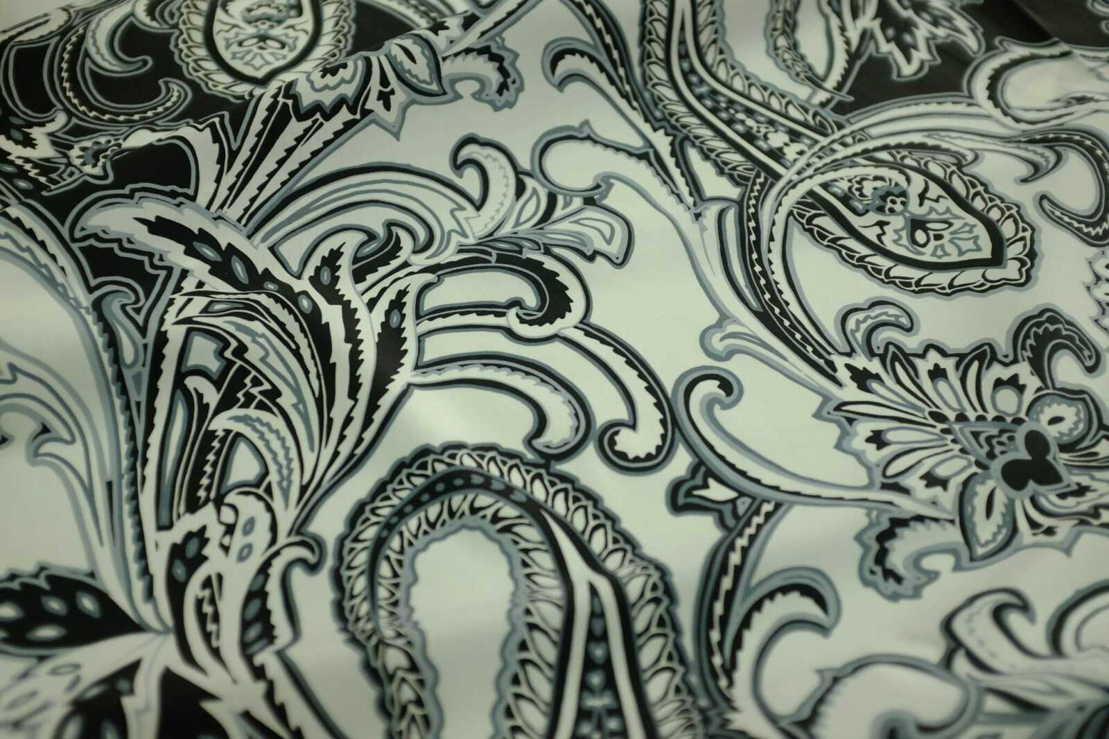 Etro Wallpapers (14 images) - WallpaperCat