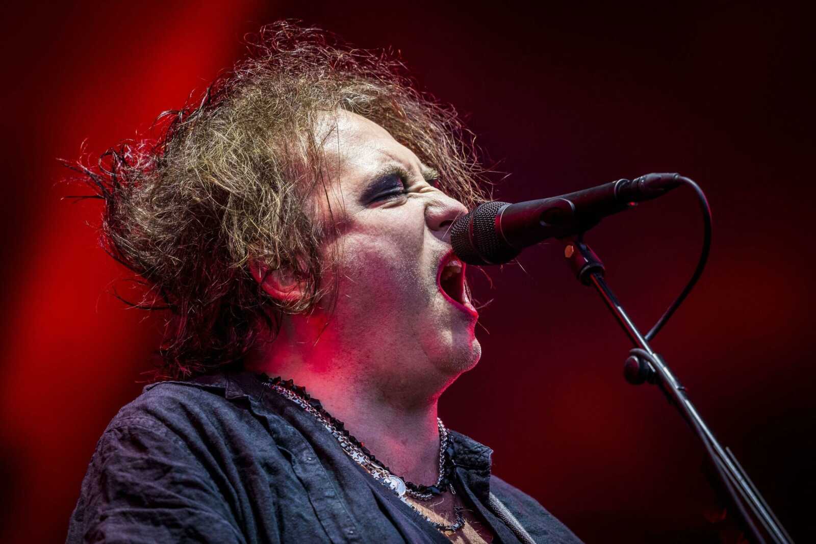 The Cure Wallpapers (27 images) - WallpaperCat
