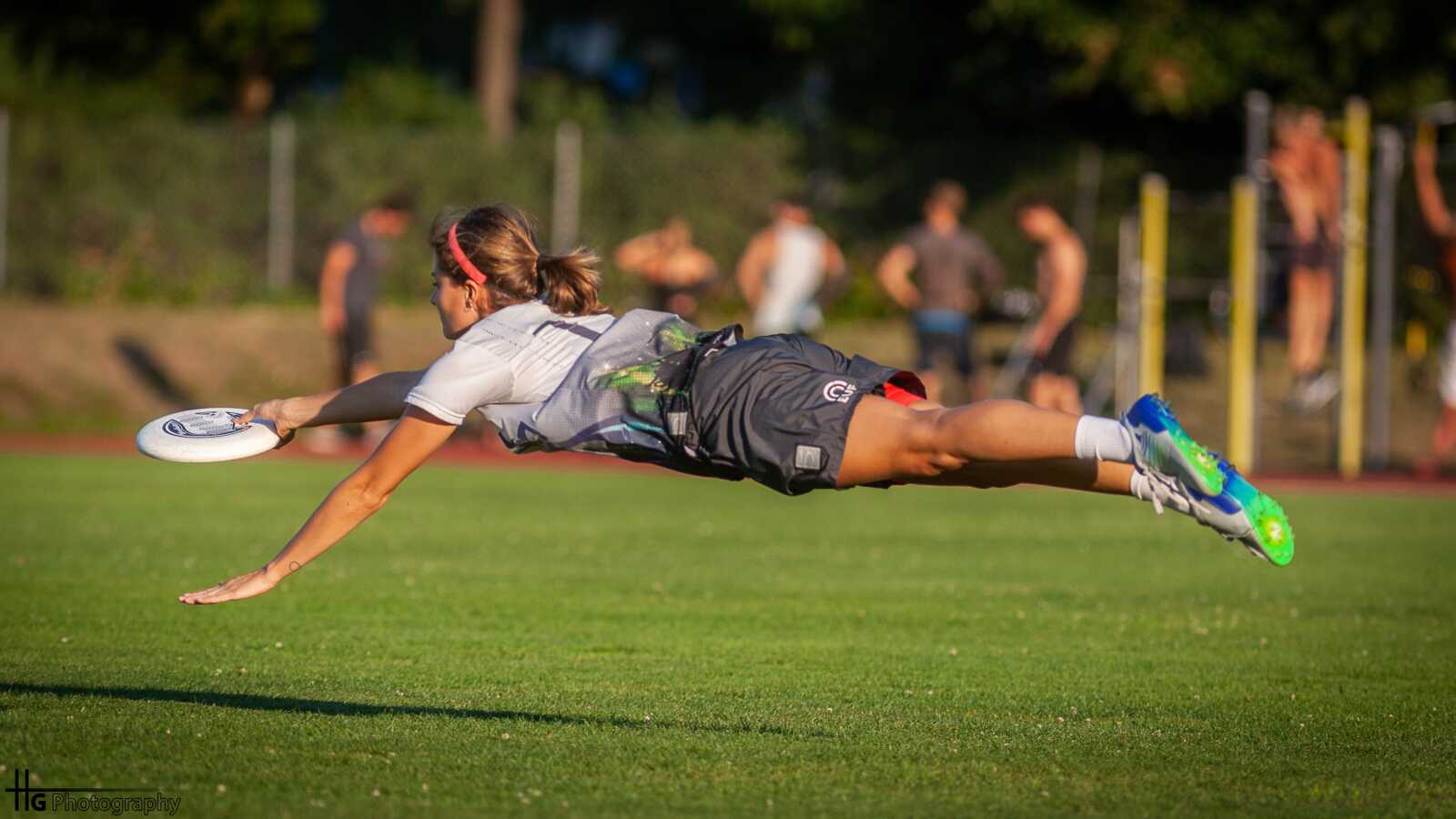 Frisbee Wallpapers (26 images) - WallpaperCat