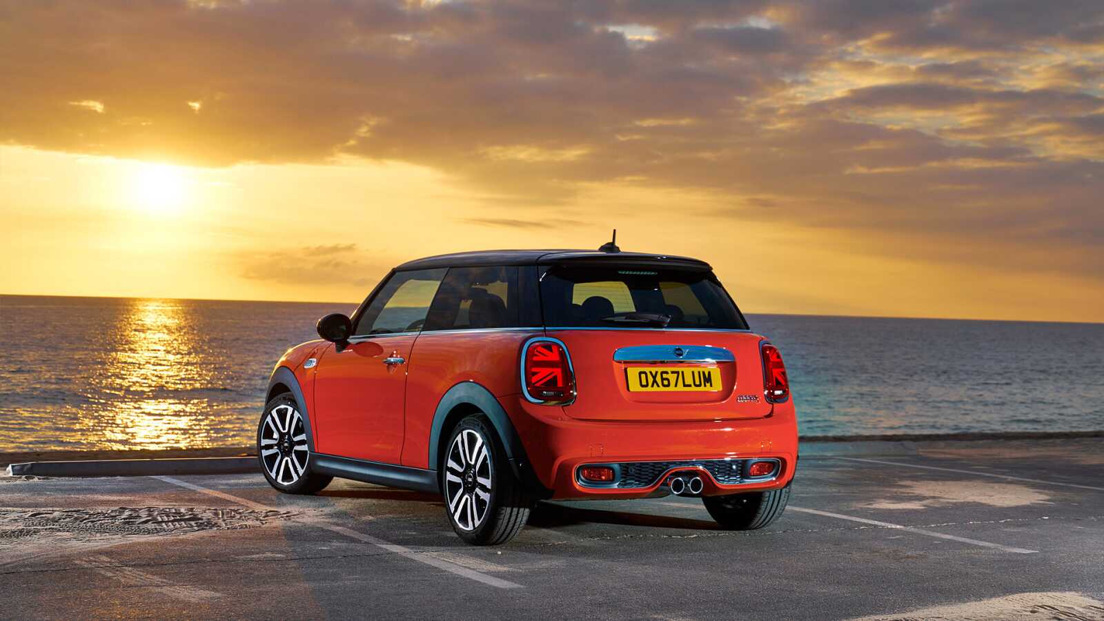 MINI Cooper Wallpapers (78 images) - WallpaperCat