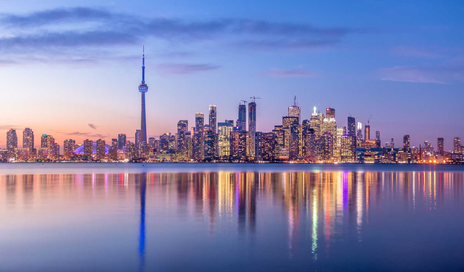 Toronto Skyline Wallpapers (56 images) - WallpaperCat