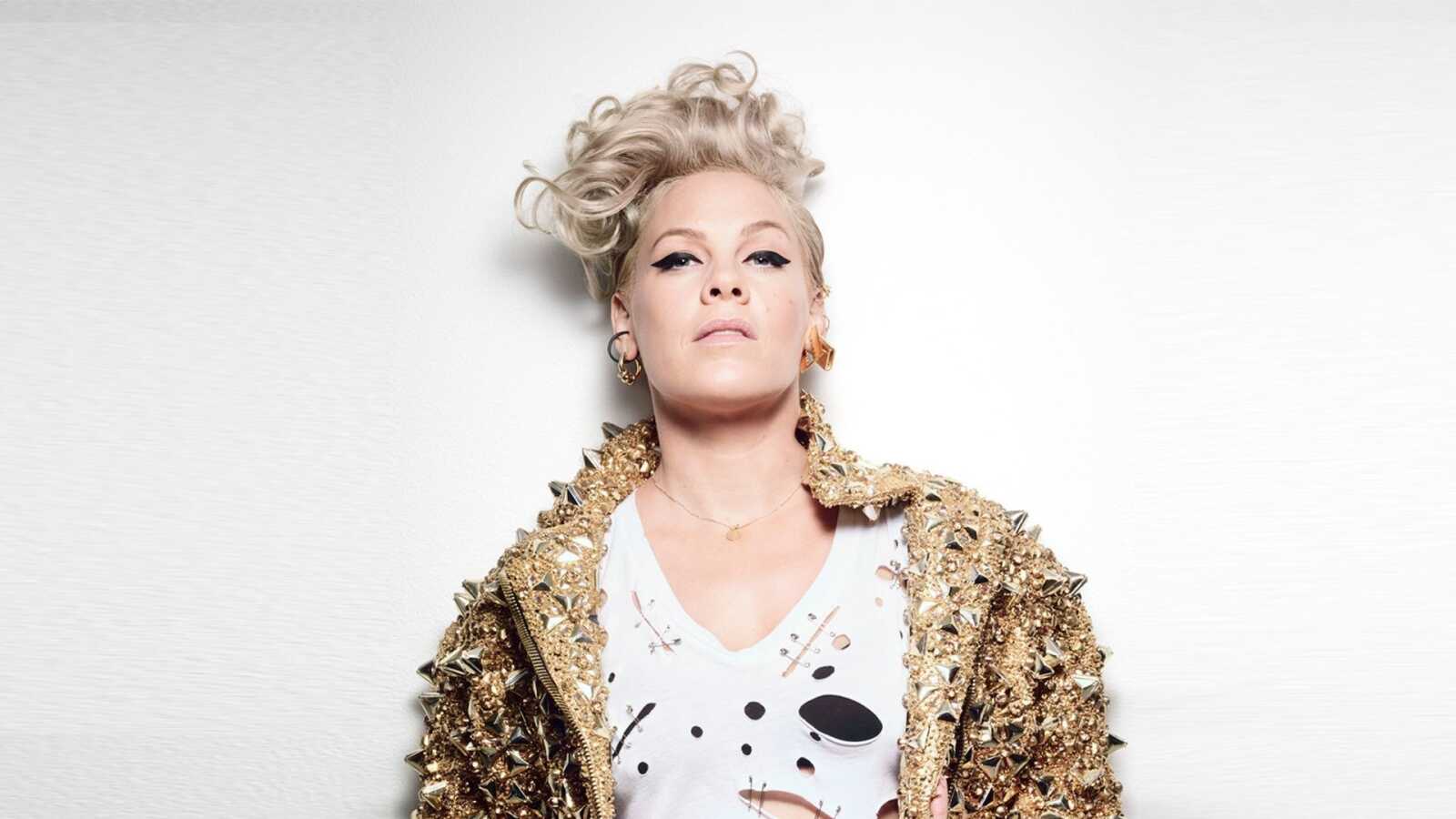 P!nk (Singer) Wallpapers (49 images) - WallpaperCat