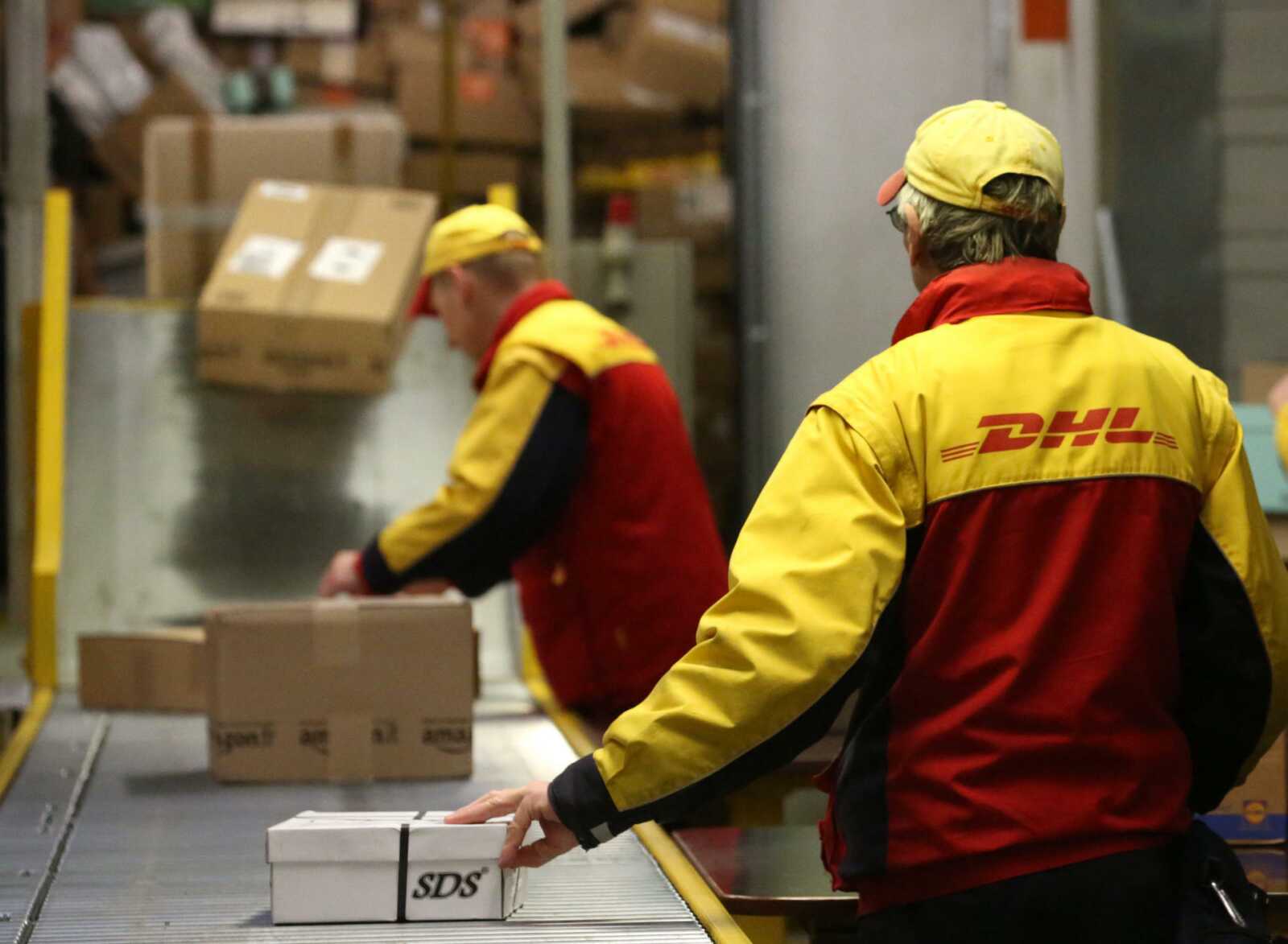 DHL Wallpapers (39 images) - WallpaperCat