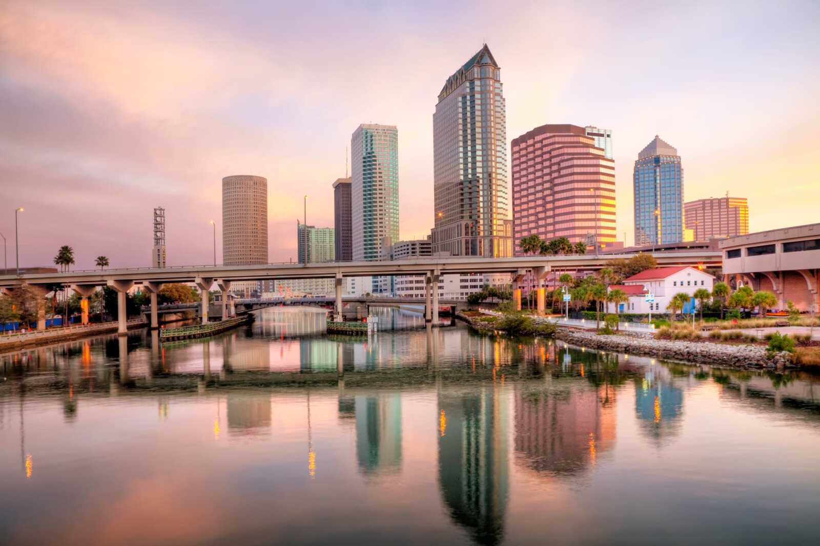 Tampa Skyline Wallpapers (44 images) - WallpaperCat