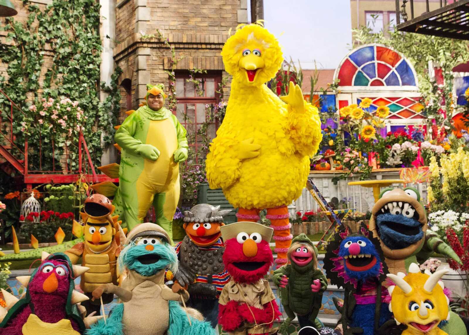Sesame Street Wallpapers (47 images) - WallpaperCat