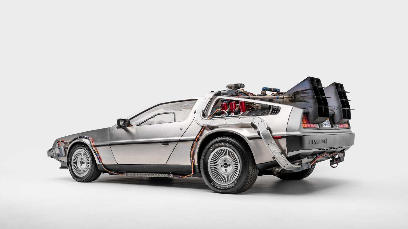 DeLorean Wallpapers (29 images) - WallpaperCat