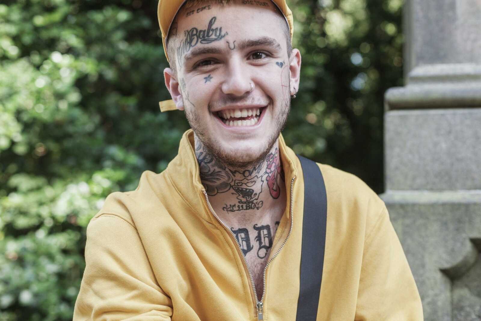 Lil Peep Wallpapers (35 images) - WallpaperCat