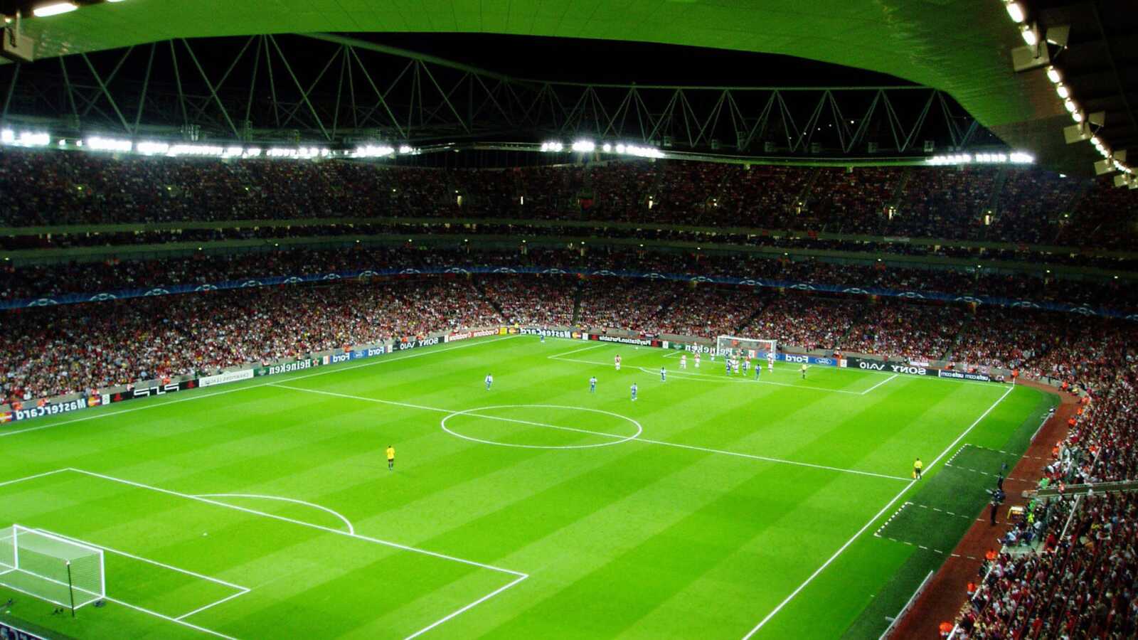 Football Field Wallpapers (23 images) - WallpaperCat