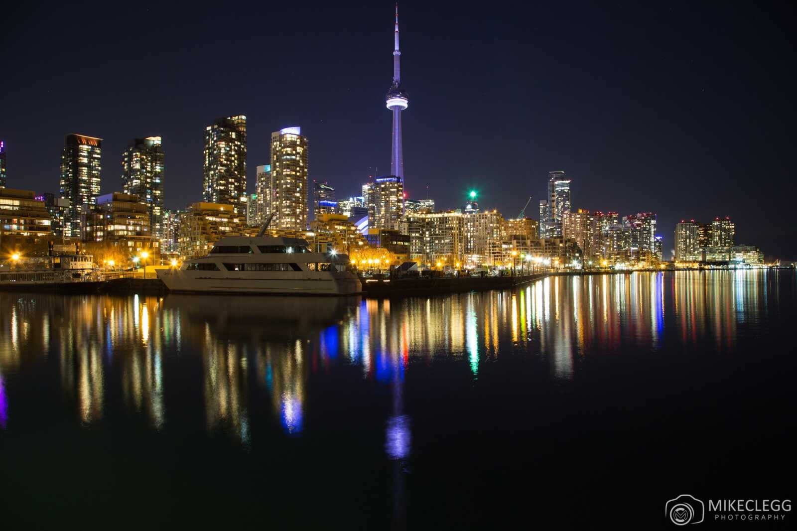 Toronto Skyline at Night Wallpapers (33 images) - WallpaperCat