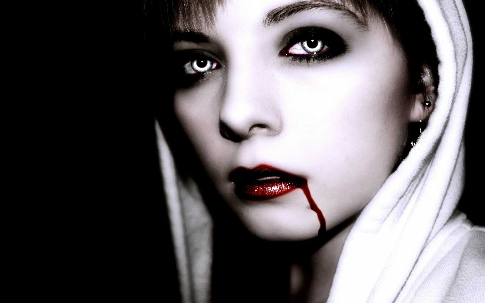 Vampire Wallpapers (32 images) - WallpaperCat