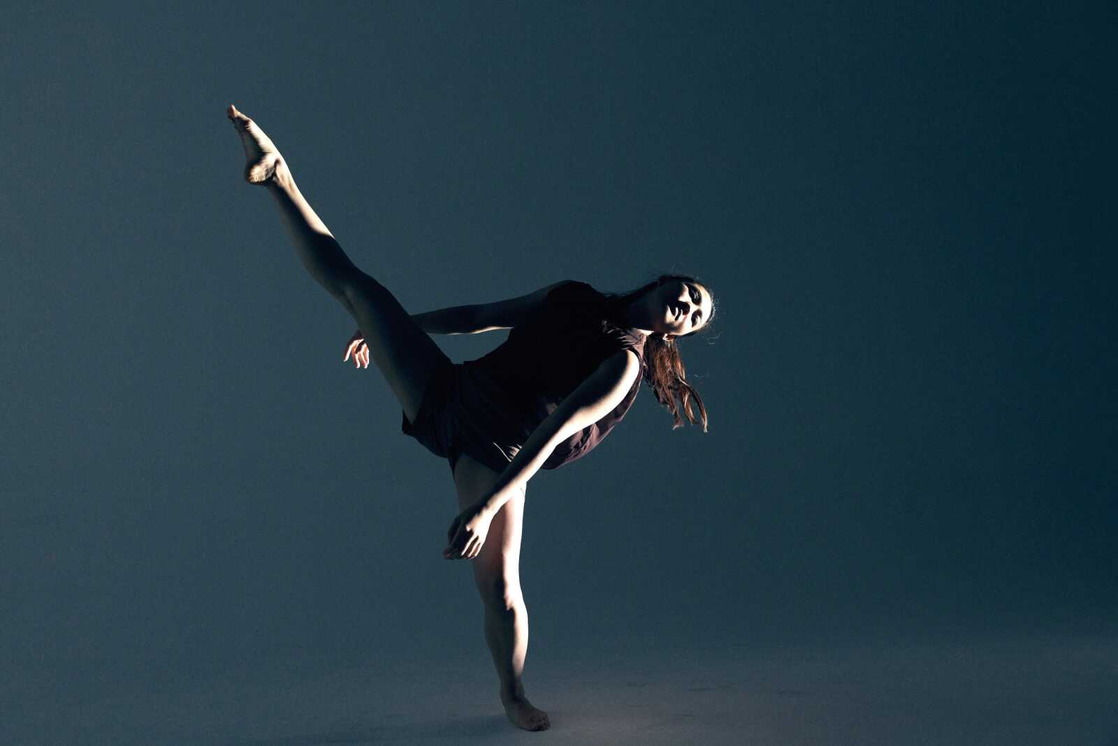Contemporary Dance Wallpapers (40 images) - WallpaperCat