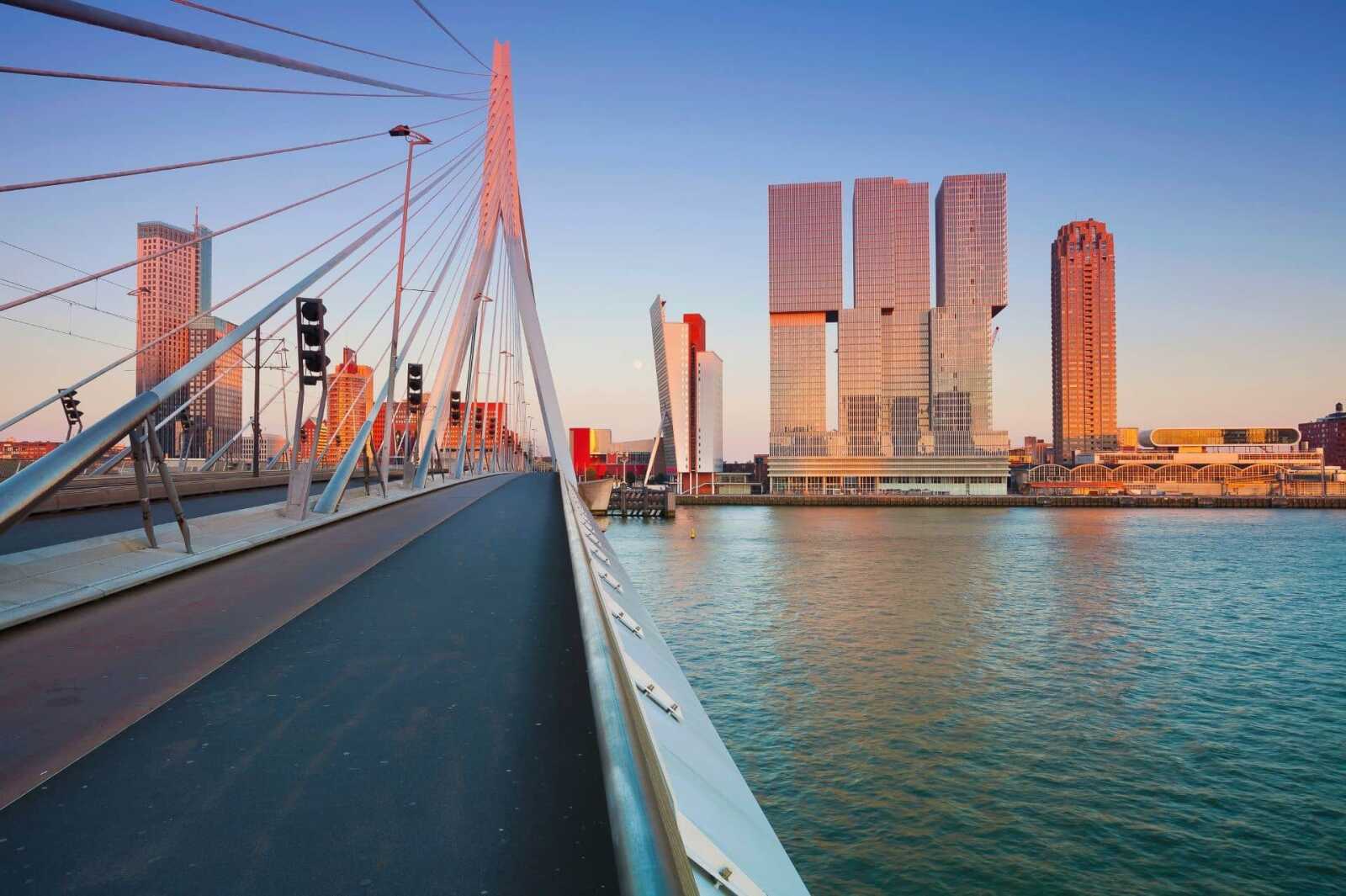 Rotterdam Skyline Wallpapers (33 images) - WallpaperCat
