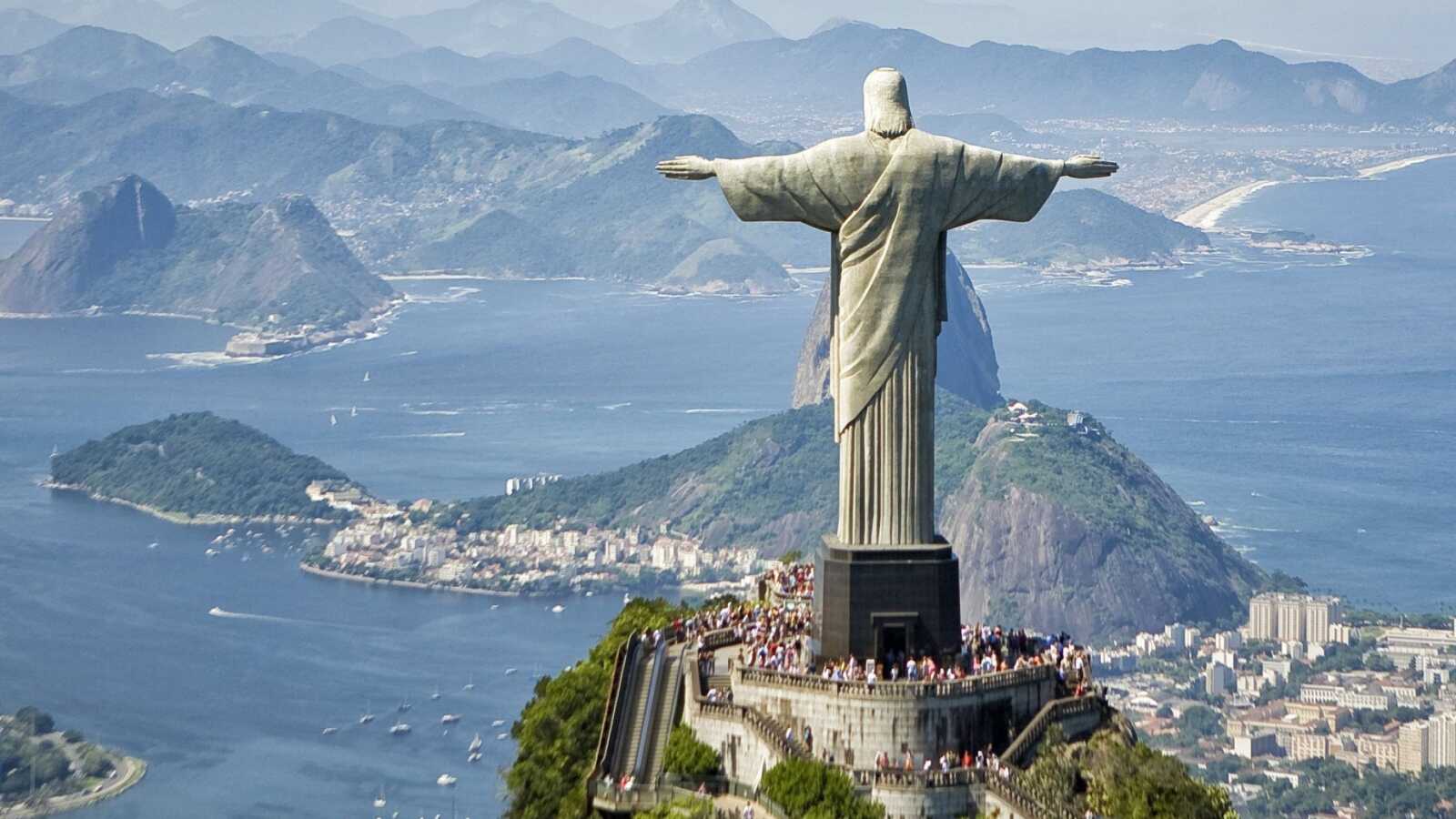 Christ the Redeemer Wallpapers (37 images) - WallpaperCat