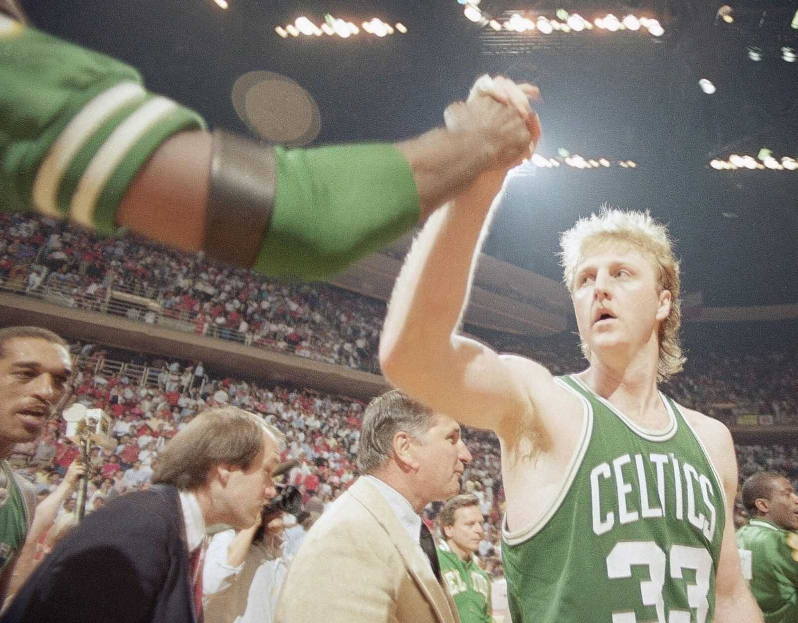 Larry Bird Wallpapers (38 images) - WallpaperCat