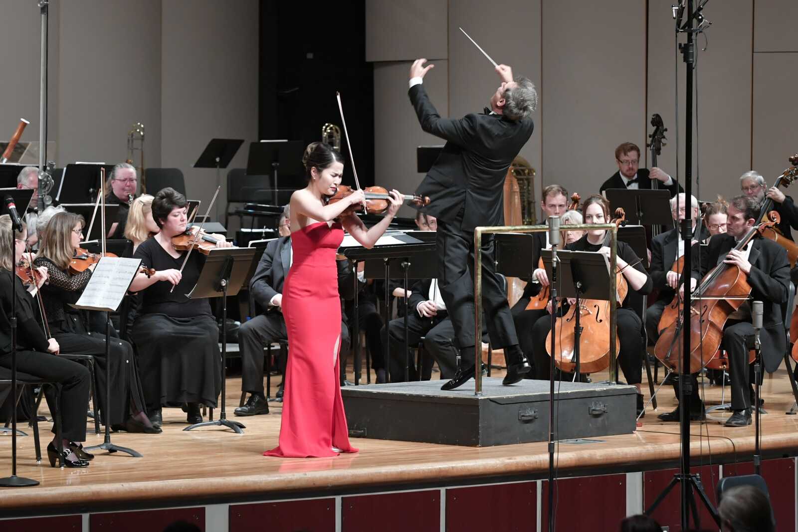 Orchestra Wallpapers (53 images) - WallpaperCat