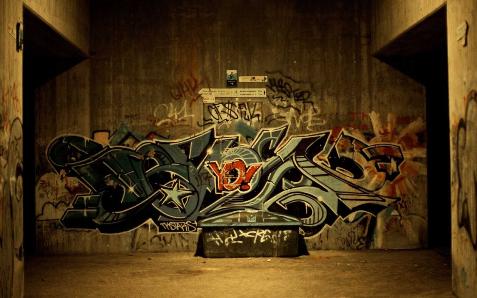 Hip-hop Graffiti Wallpapers (24 images) - WallpaperCat