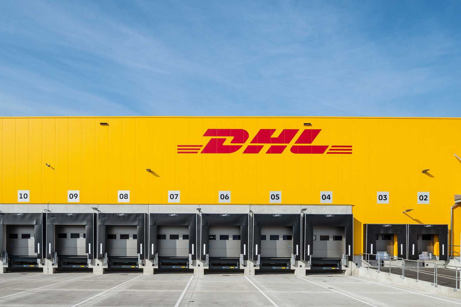 DHL Wallpapers (39 images) - WallpaperCat