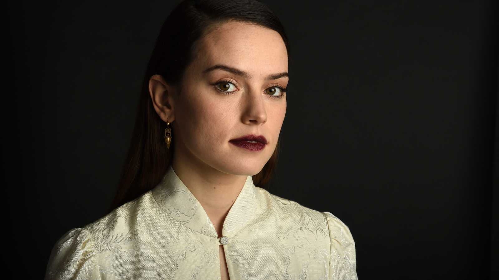 Daisy Ridley Wallpapers (45 images) - WallpaperCat