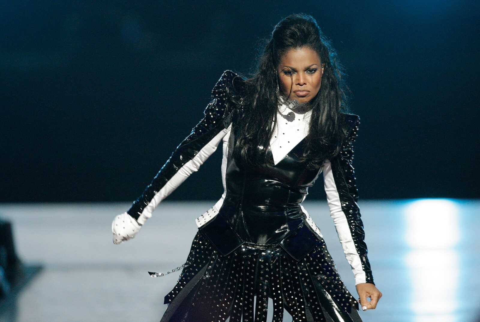 Janet Jackson Wallpapers (37 images) - WallpaperCat