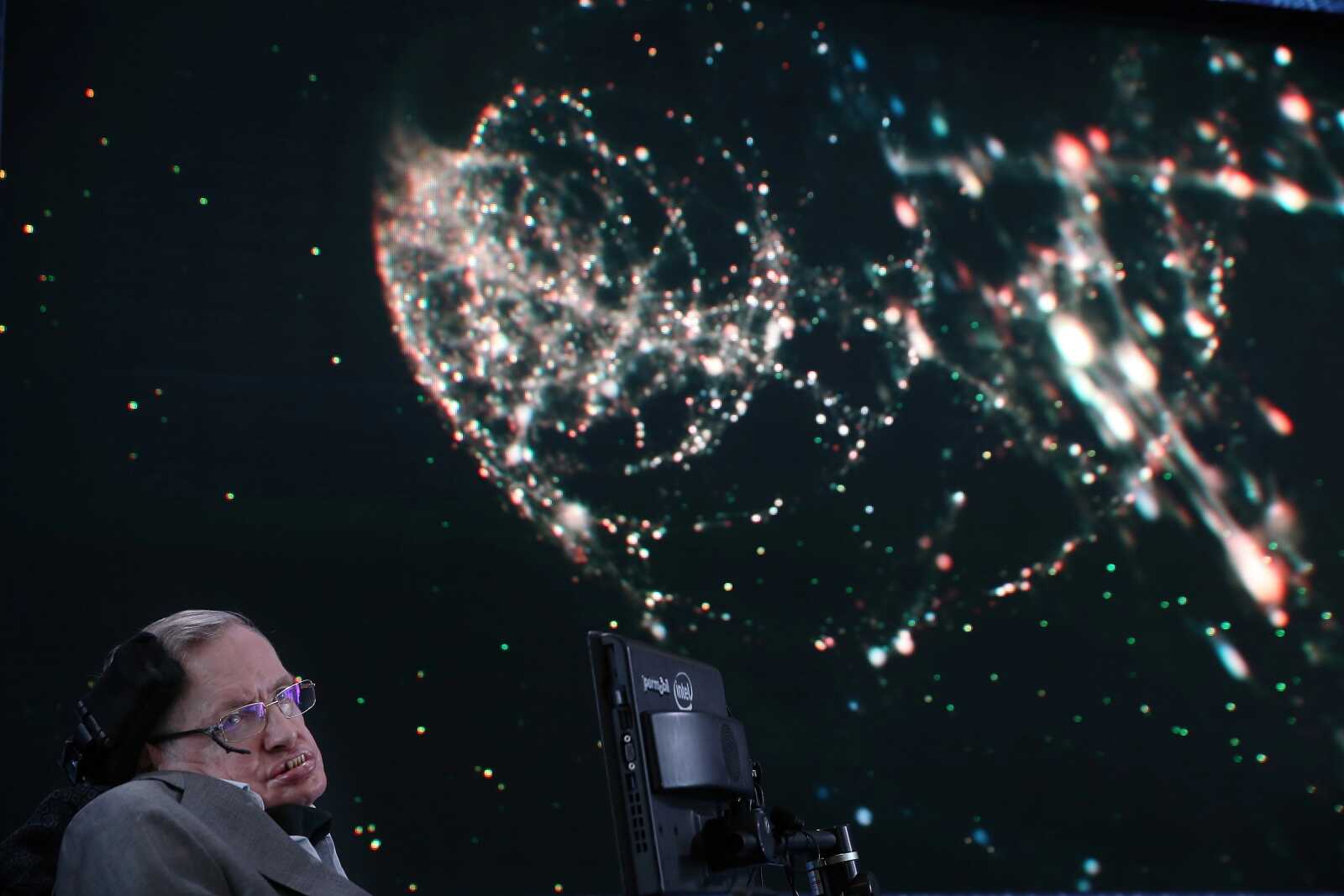 Stephen Hawking Wallpapers (37 images) - WallpaperCat
