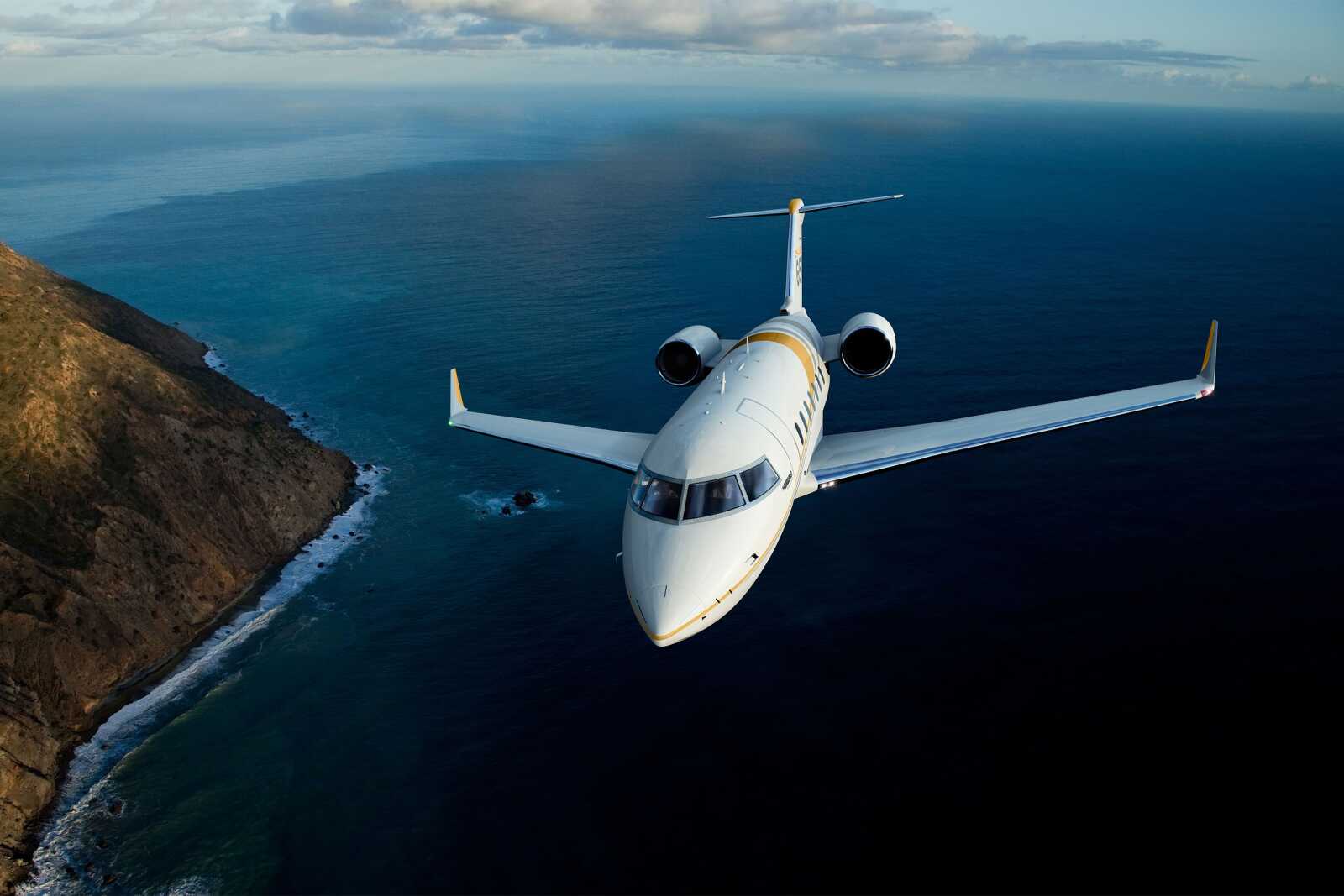 Bombardier Global Express Wallpapers (10 images) - WallpaperCat
