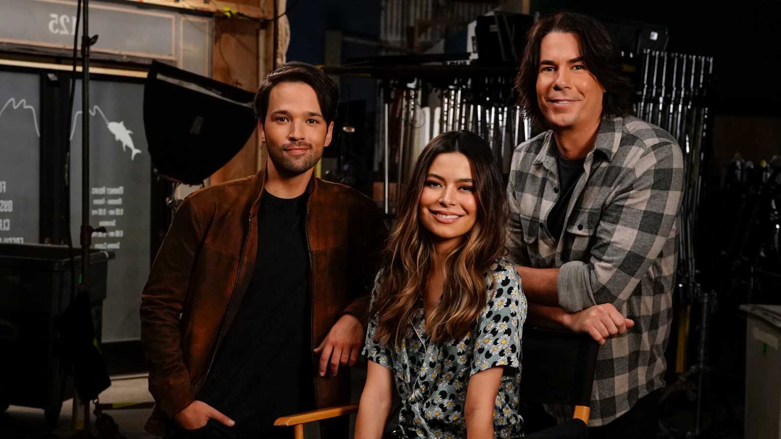 iCarly Wallpapers (34 images) - WallpaperCat