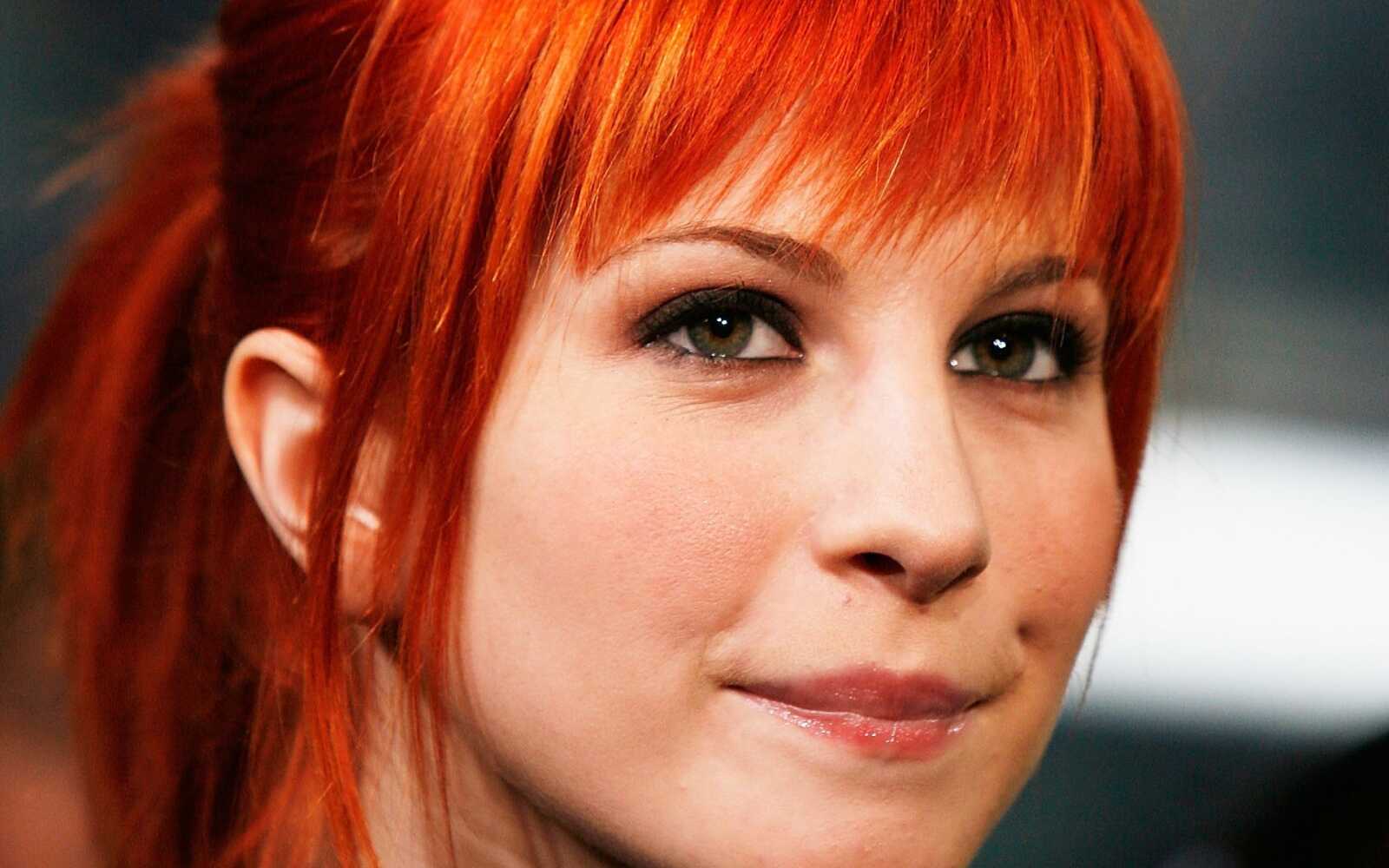 Hayley Williams Wallpapers (45 images) - WallpaperCat