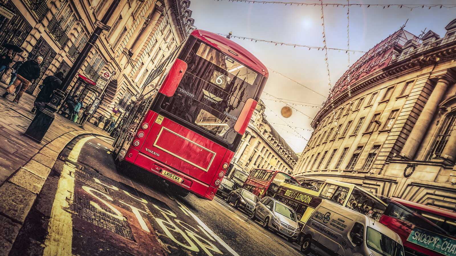 Bus Wallpapers (31 images) - WallpaperCat
