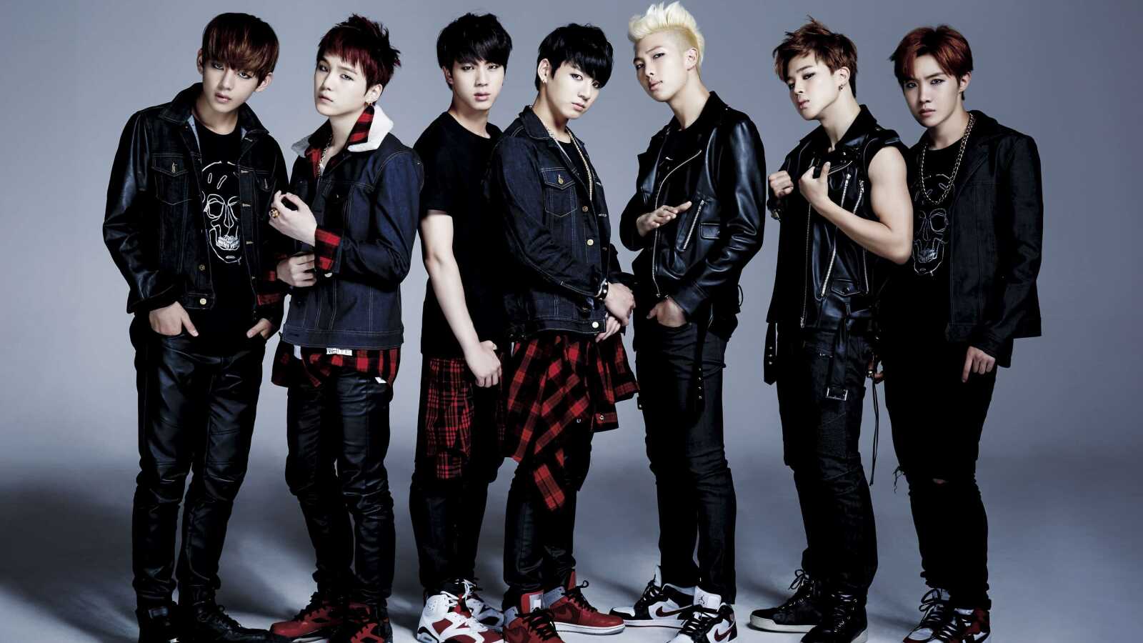 BTS Wallpapers (71 images) - WallpaperCat