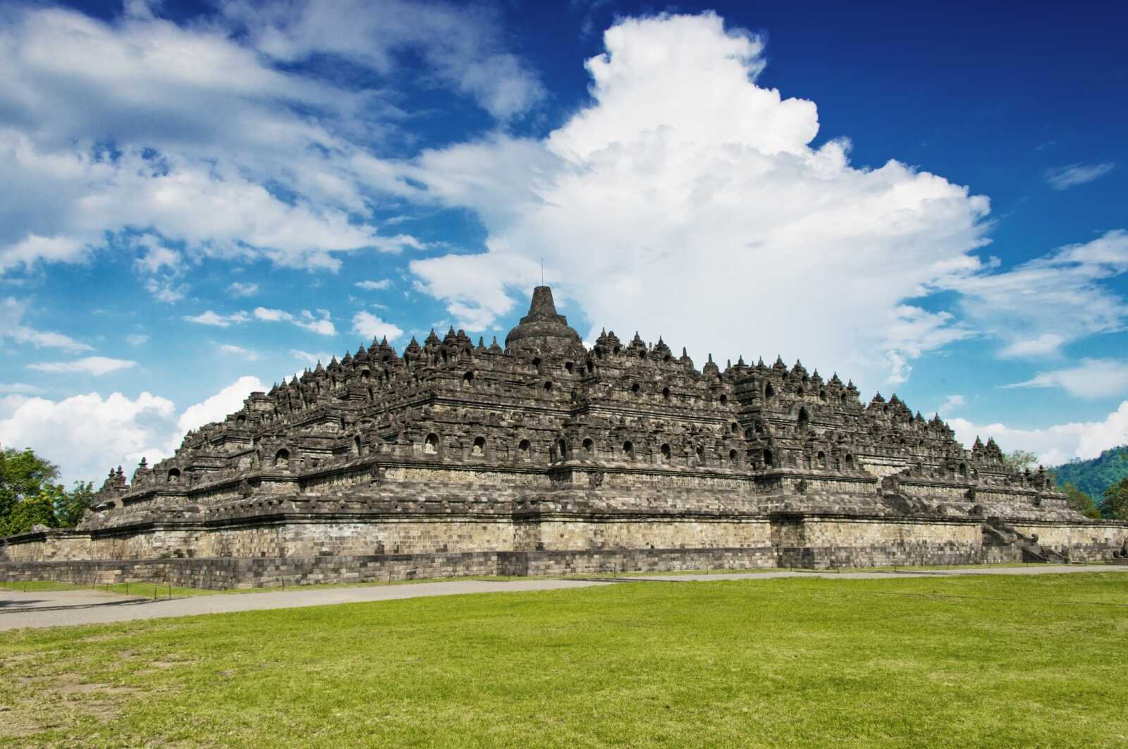 Borobudur Wallpapers (55 images) - WallpaperCat