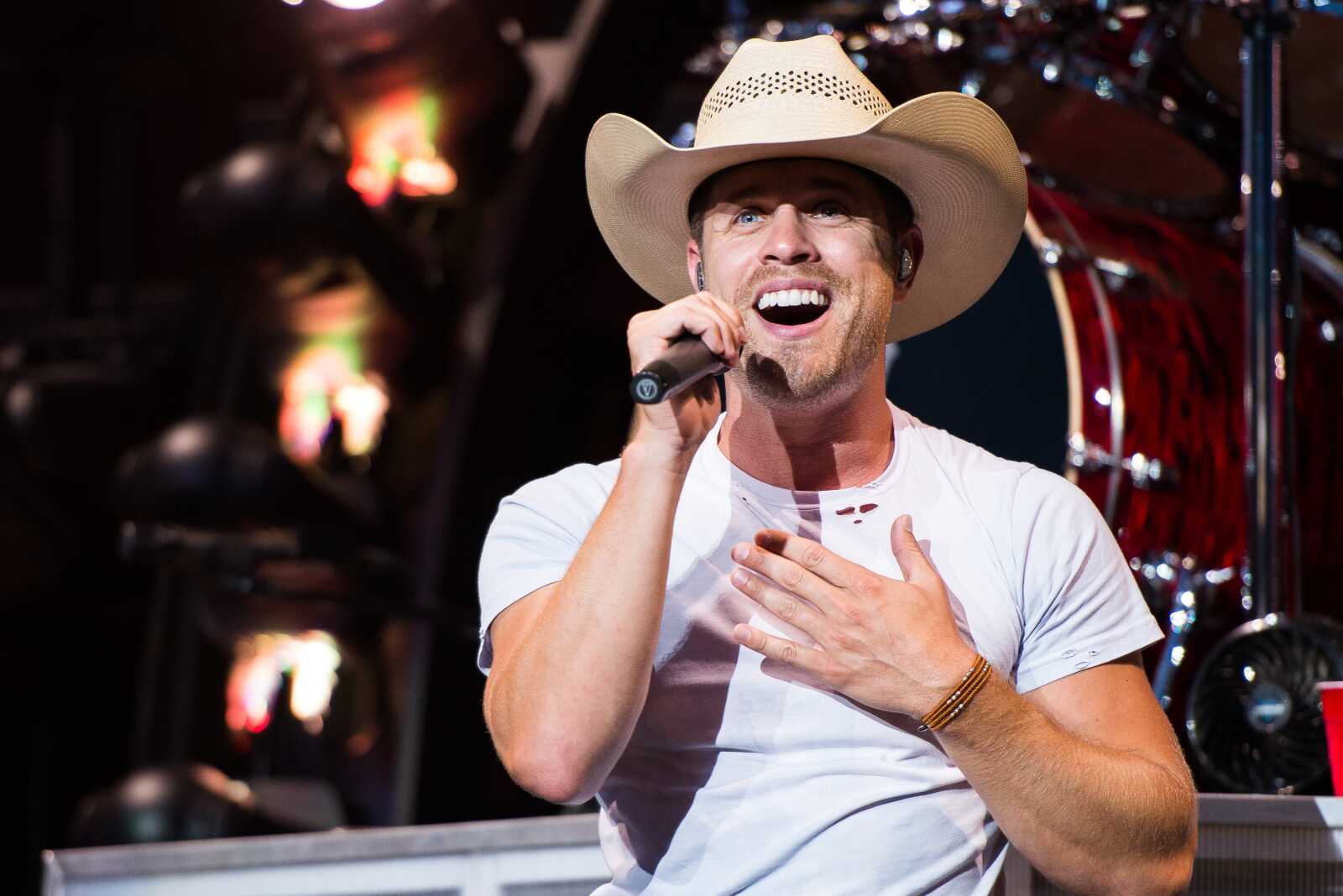 Dustin Lynch Wallpapers (36 images) - WallpaperCat