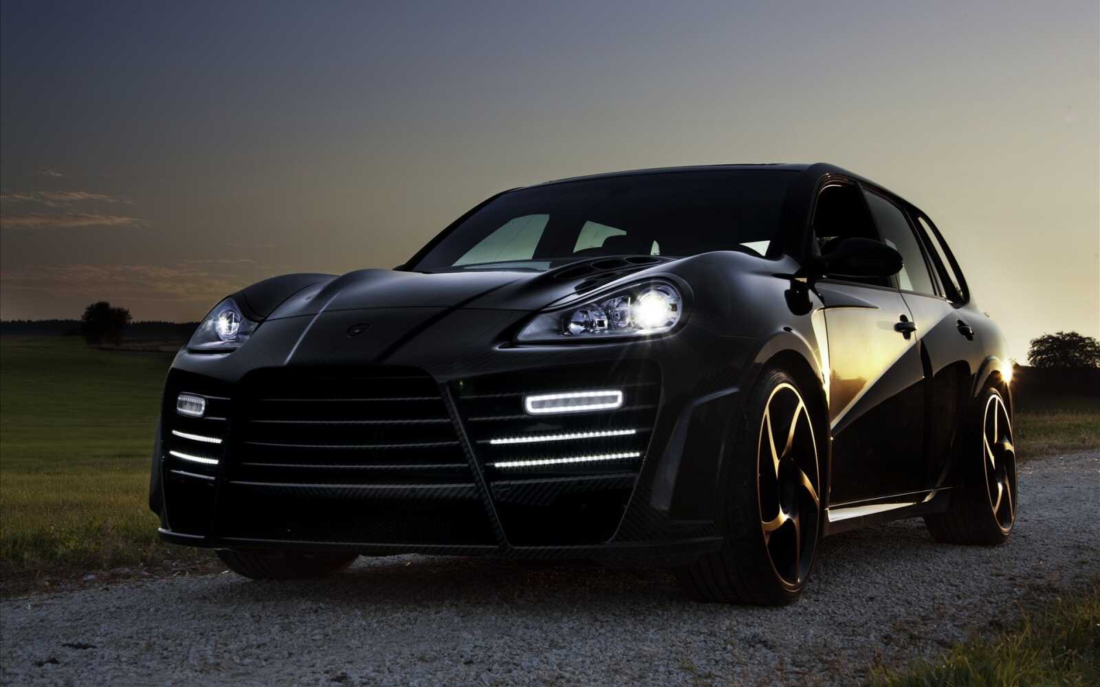 Porsche Cayenne Wallpapers (39 images) - WallpaperCat