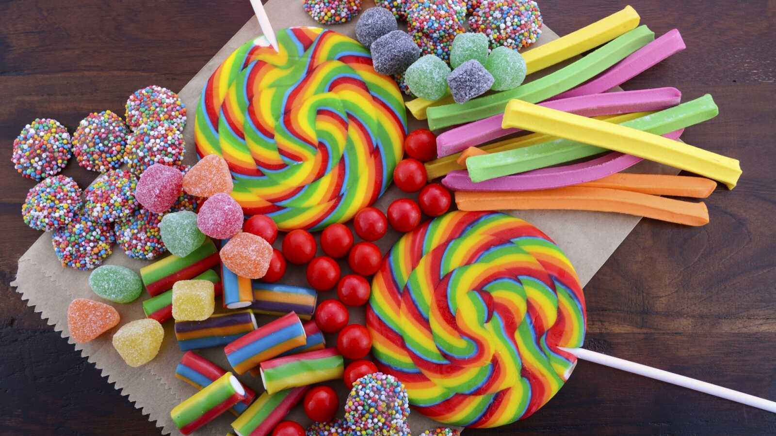 Candy Wallpapers (40 images) - WallpaperCat