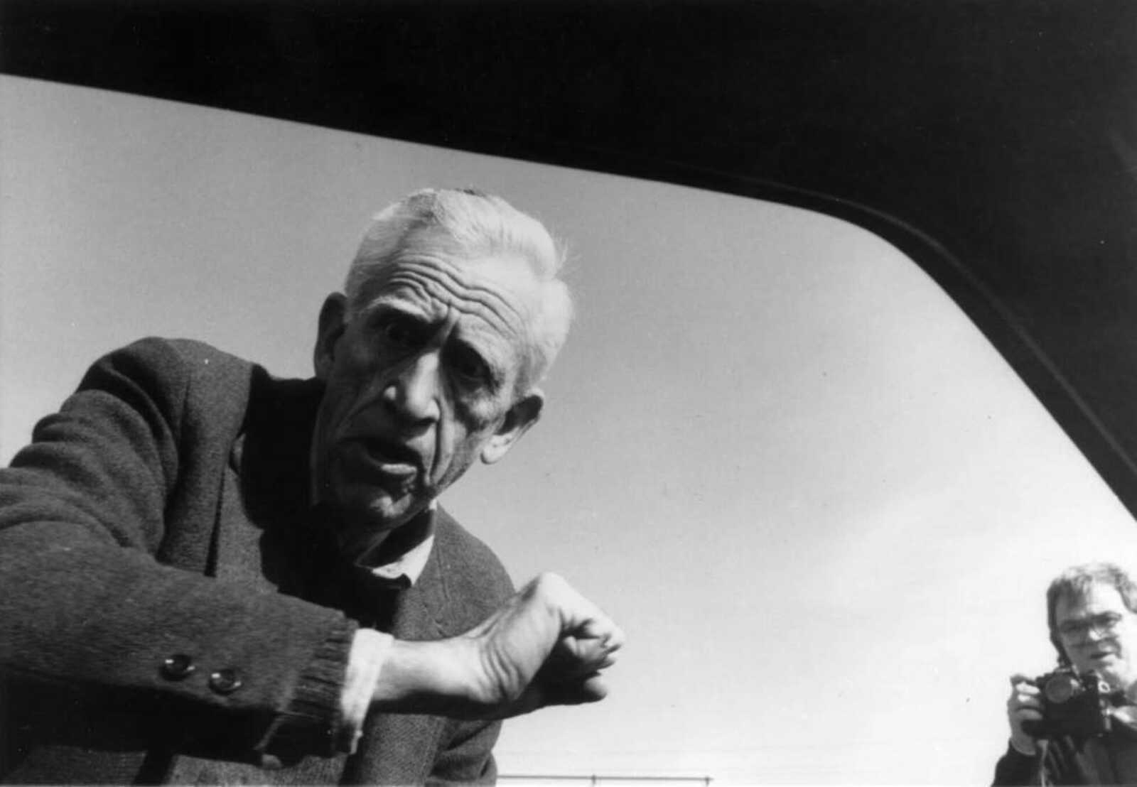 Jerome David Salinger Wallpapers (10 images) - WallpaperCat